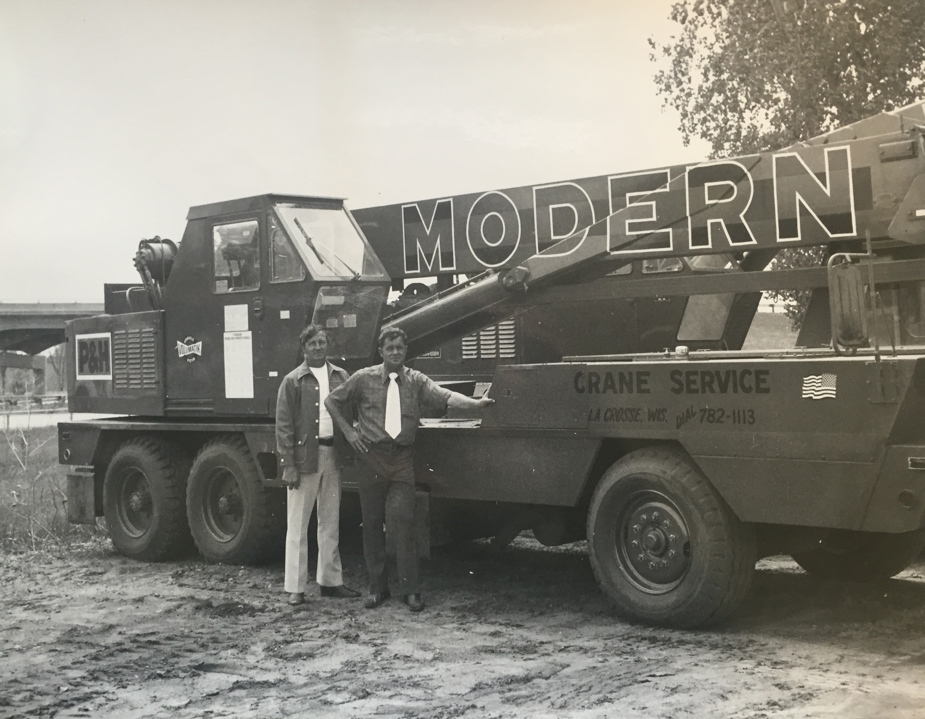 - MODERN CRANE SERVICE, INC.
